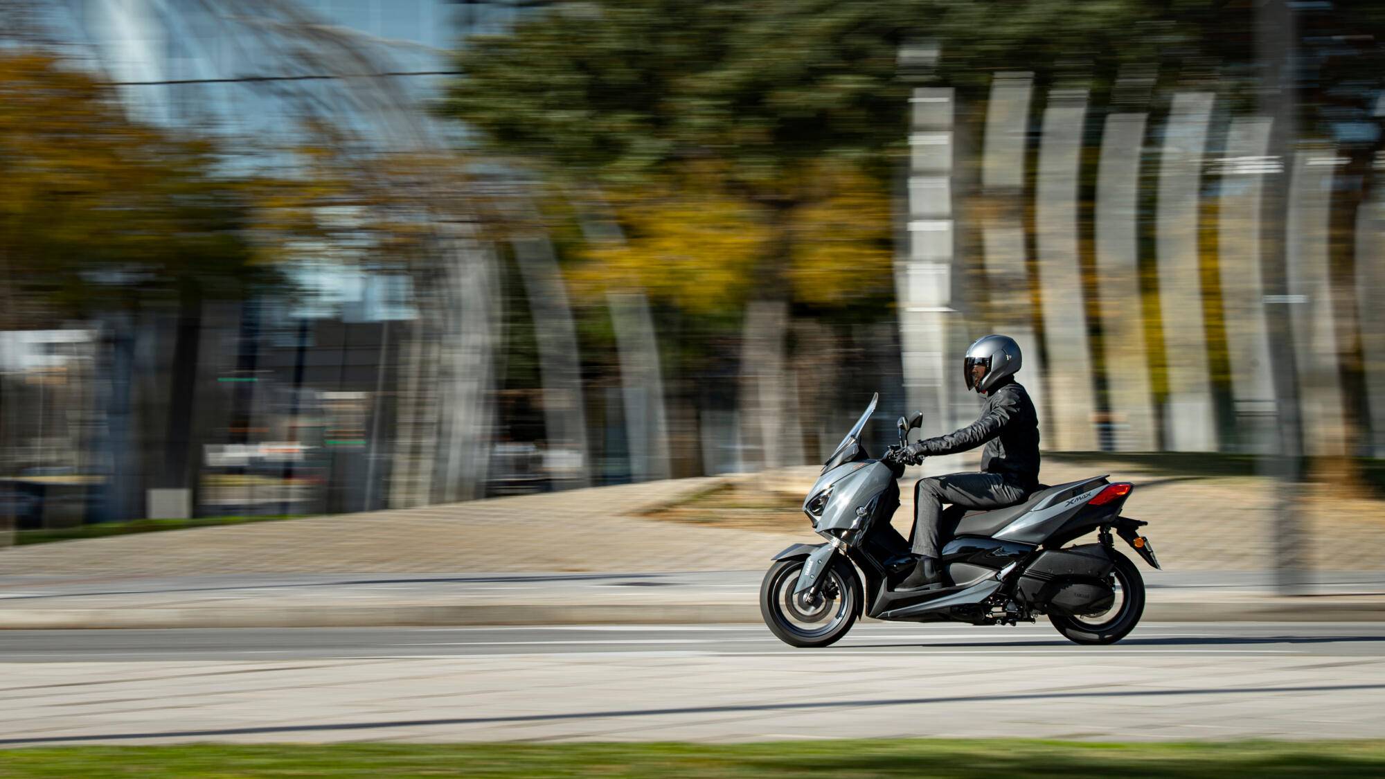 XMAX 250 Tech MAX - sport-scooters scooters - İz-Moto Yamaha - İzmoto ...